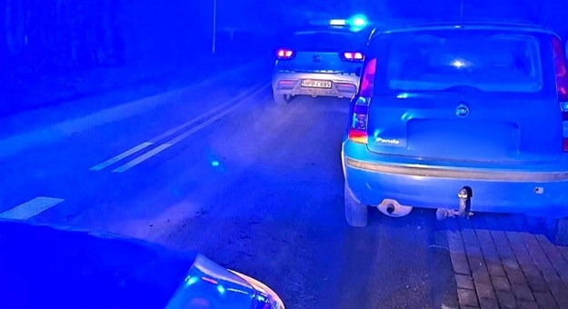 Jechał kompletnie pijany a dodatkowo z zakazem prowadzenia pojazdów ... Jechał kompletnie pijany a dodatkowo z zakazem prowadzenia pojazdów ...